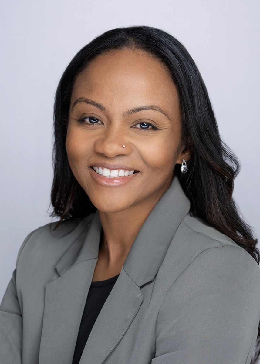 Contact our Headshot Studio | Hawaii Headshot Photos in Honolulu