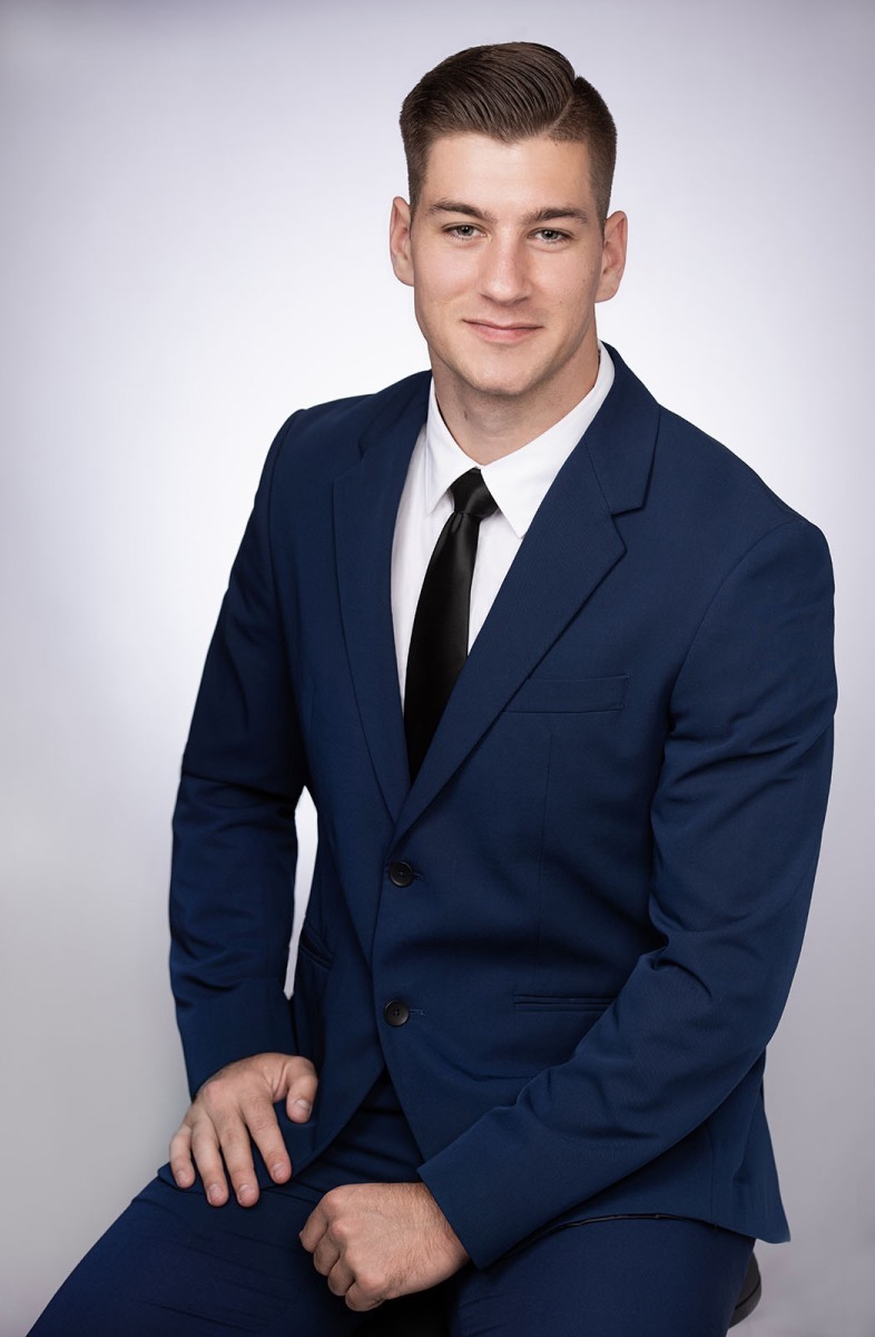 Contact our Headshot Studio | Hawaii Headshot Photos in Honolulu