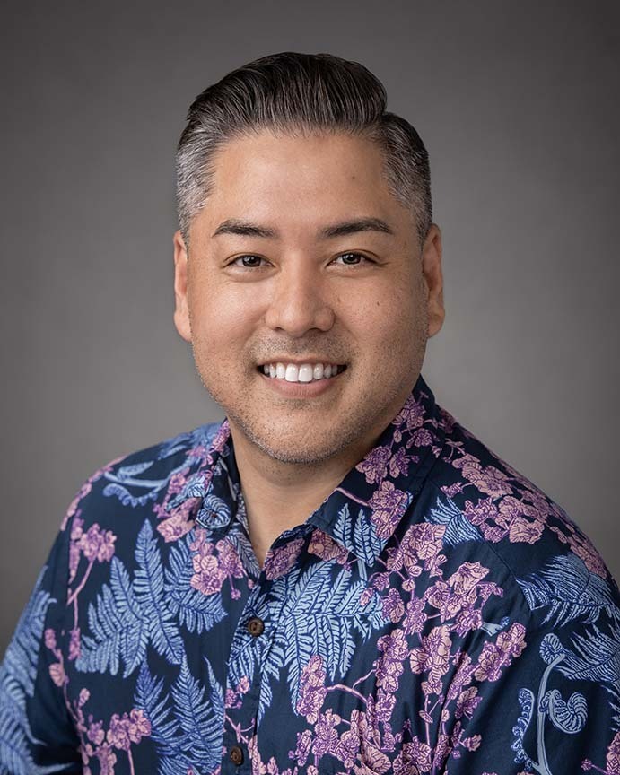 Contact our Headshot Studio | Hawaii Headshot Photos in Honolulu