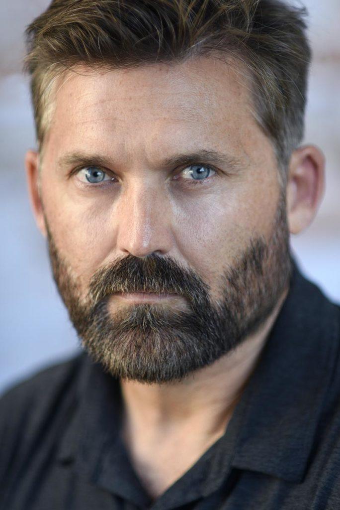 Actor Headshots Oahu & brand building imagery for entertainers